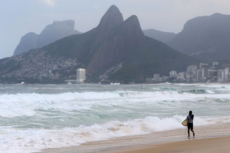 Ressaca na orla de Ipanema e Leblon | Agência Brasil