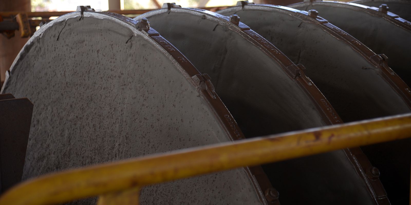 Operação da planta de filtragem de rejeitos do Complexo Vargem Grande ...