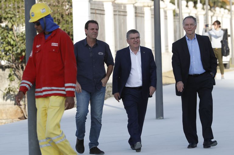 Autoridades da Rio 2016 visitam local da pira olímpica | Agência Brasil