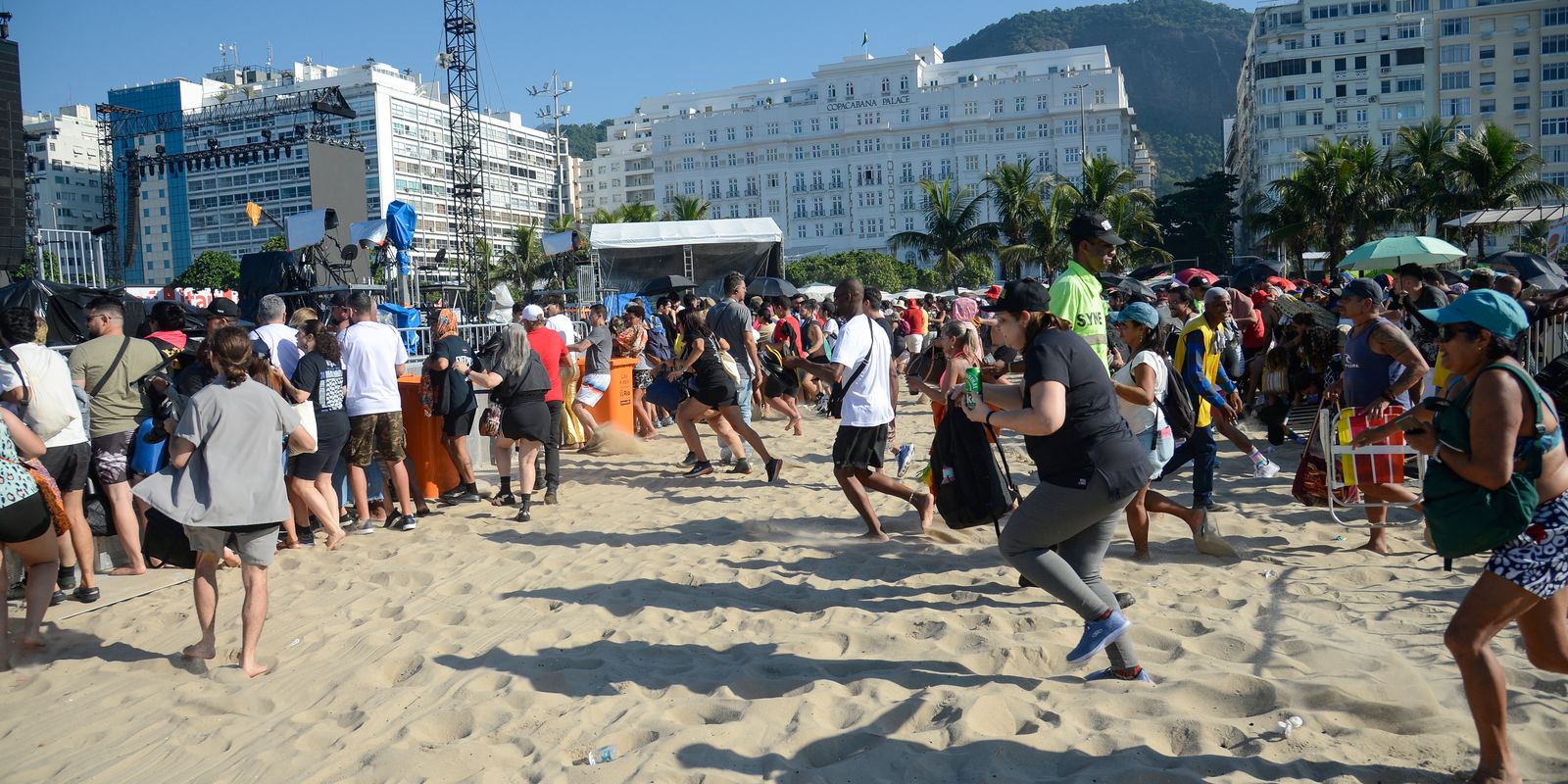 Público aguarda para show da Madonna em Copacabana | Agência Brasil