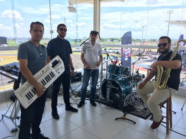 Ouça a banda Fast Fusion no Jazz Brasil | EBC Rádios