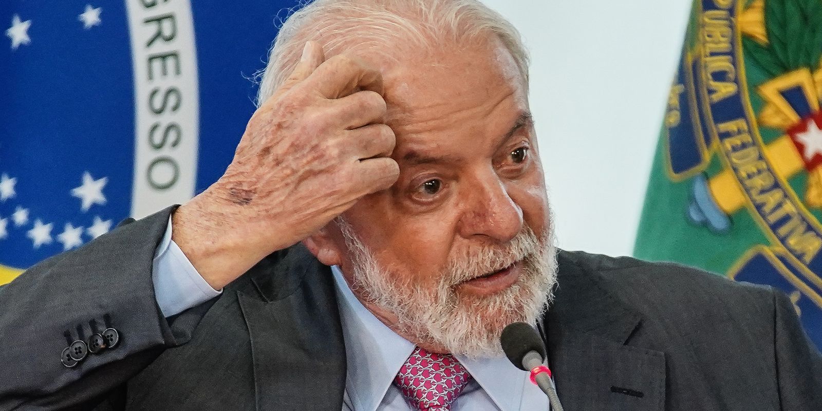 Lula recebe a comitiva oficial da Fifa | Agência Brasil