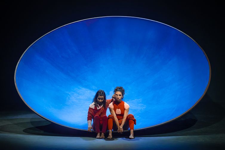 “Eyja: Primeira Parte, a Ilha" em cartaz no teatro do CCBB RJ | EBC Rádios