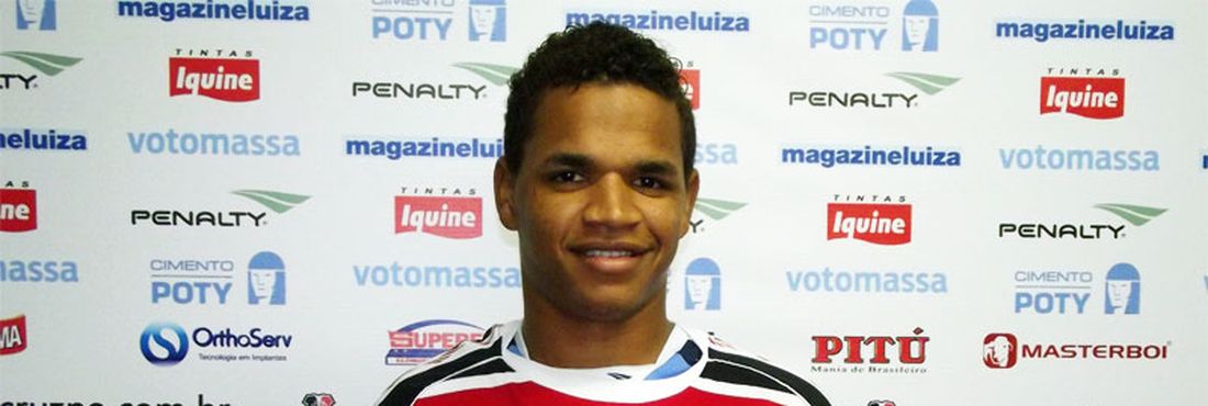 EBC | Santa Cruz anuncia jovem atacante de 21 anos