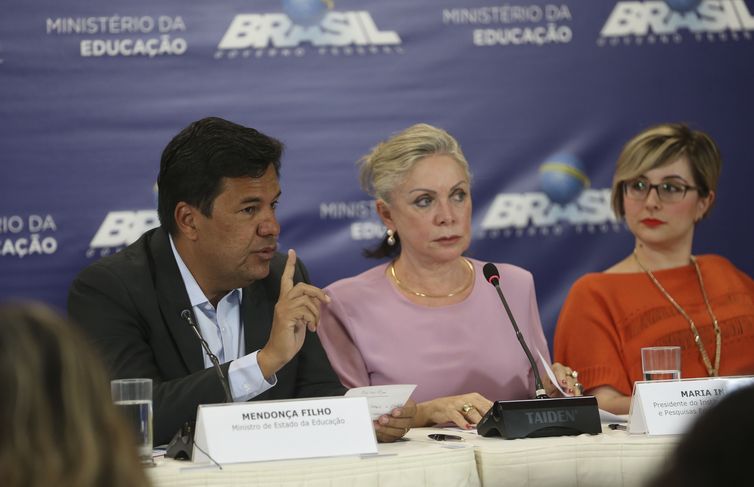 Aumenta número de notas zero nas redações do Enem; resultados estão ...