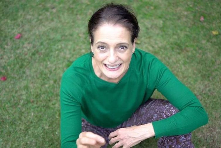 Denise Fraga traduz em arte sentimentos da quarentena | EBC Rádios