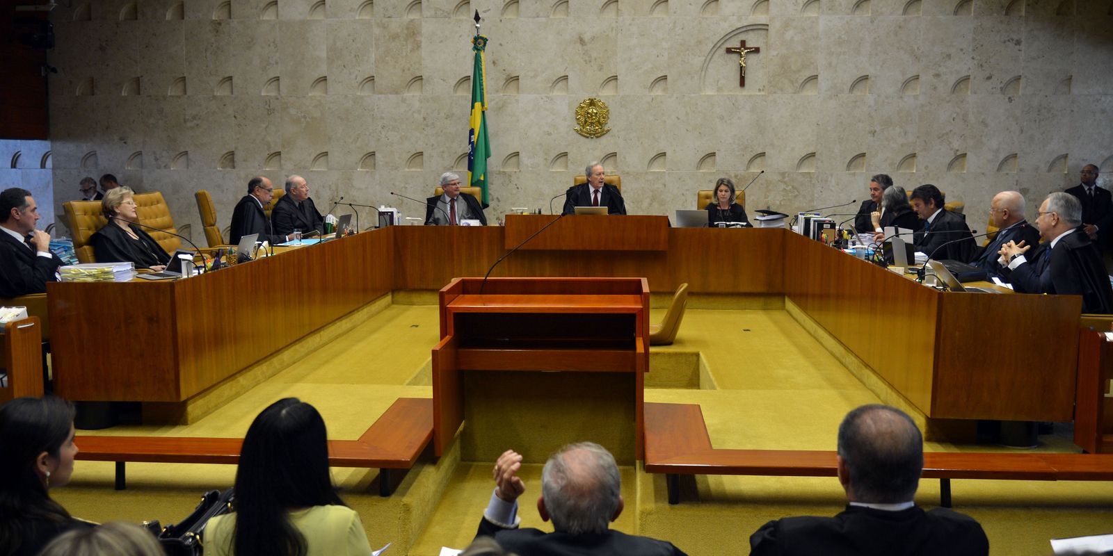 Brazil's Supreme Court turns down motions against impeachment case ...
