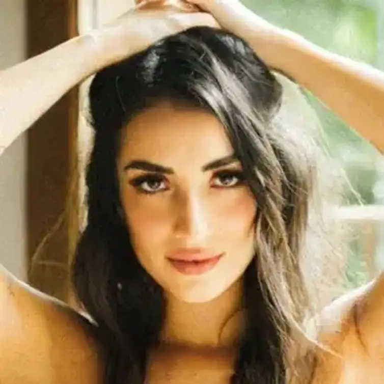 Alice Fromer lança seu primeiro single "Doce Verão" e anuncia álbum de ...