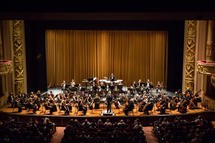 Ouça a Istanbul State Symphony Orchestra no Concertos Internacionais ...