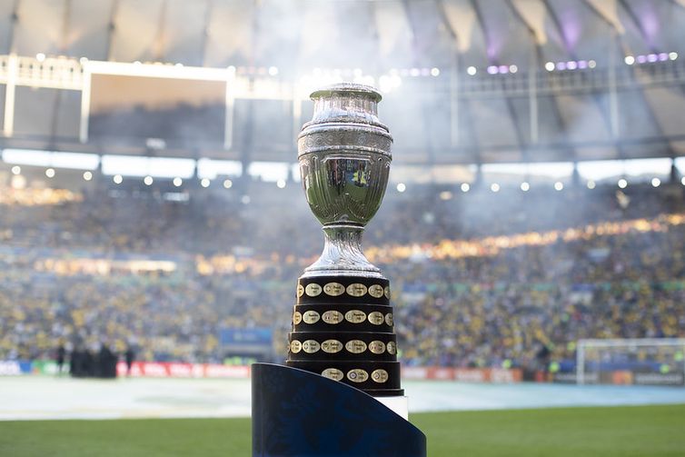 Conmebol anuncia Copa América com sede no Brasil | EBC Rádios