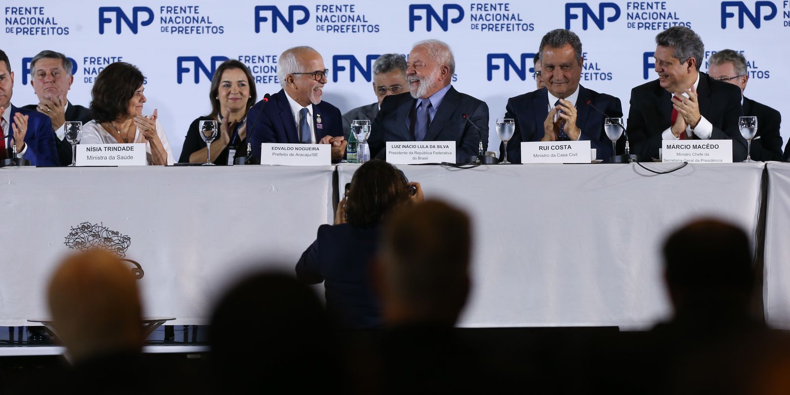 Presidente Lula com Prefeitos | Agência Brasil