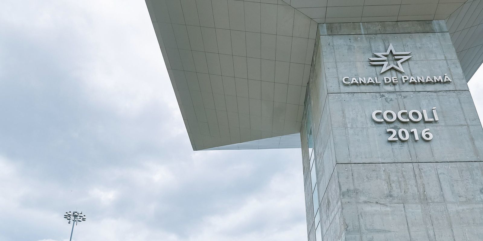 Visita dos Chefes de Estado e de Governo participantes à Eclusa de ...