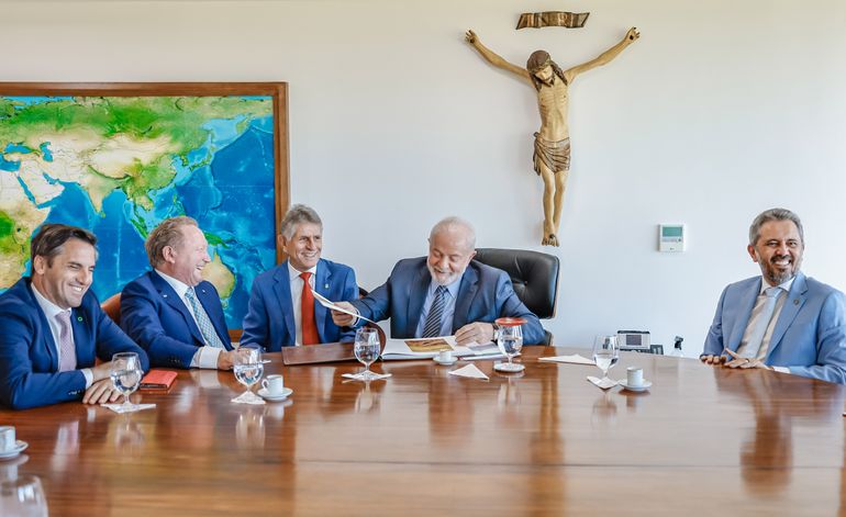 Presidente Lula se reune com Andrew Forrest, da Fortescue | Agência Brasil