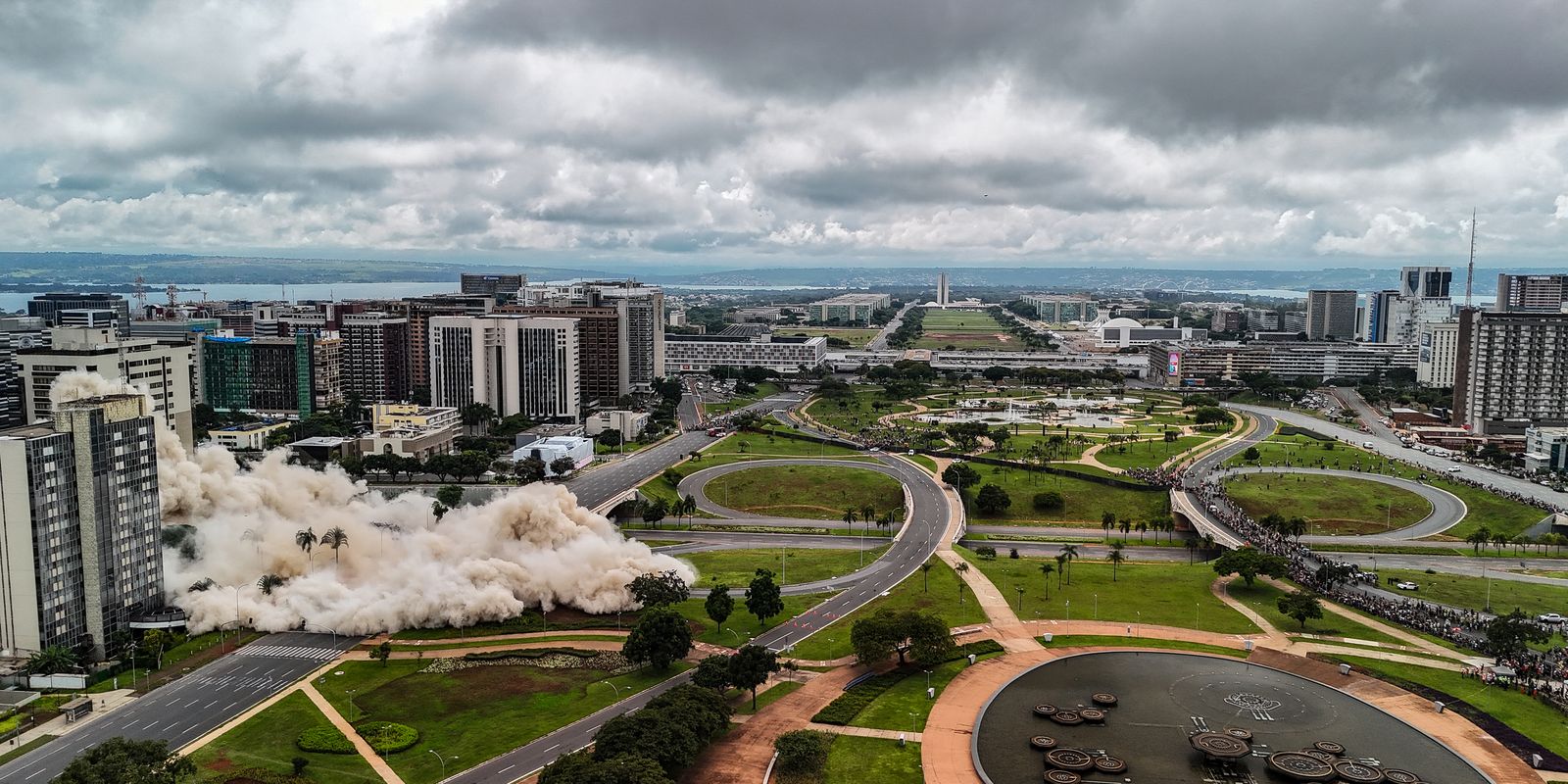 Implosão do Torre Palace Hotel | Agência Brasil