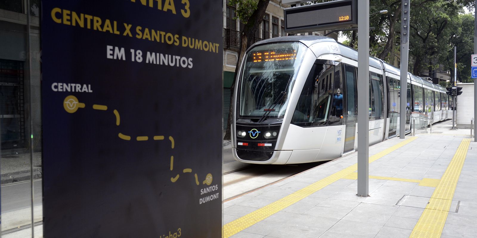 Linha 3 do VLT começa a operar no Rio | Agência Brasil