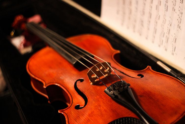 Conheça as "Antífonas do O" do compositor barroco francês Marc-Antoine ...