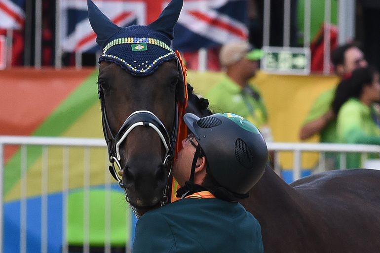 Brasil ganha bronze no hipismo nas paralimpíadas | Agência Brasil
