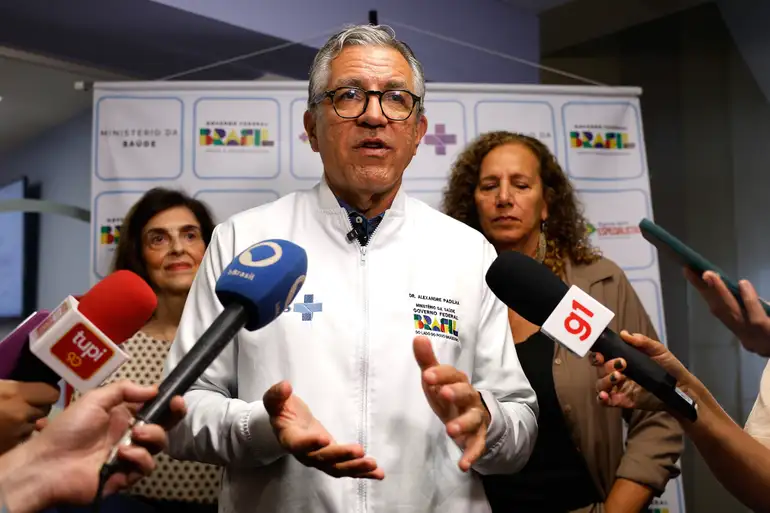 Padilha inaugura ambulatório de oncologia pediátrica no INCA | Agência ...