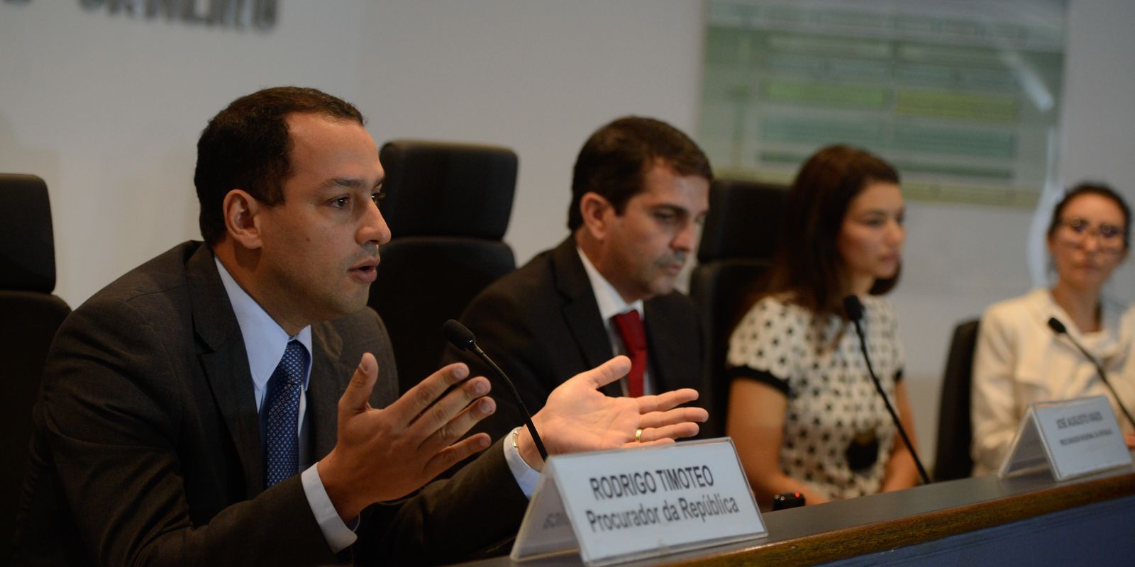 Coletiva do MPF sobre Operação Fatura Exposta no Rio | Agência Brasil